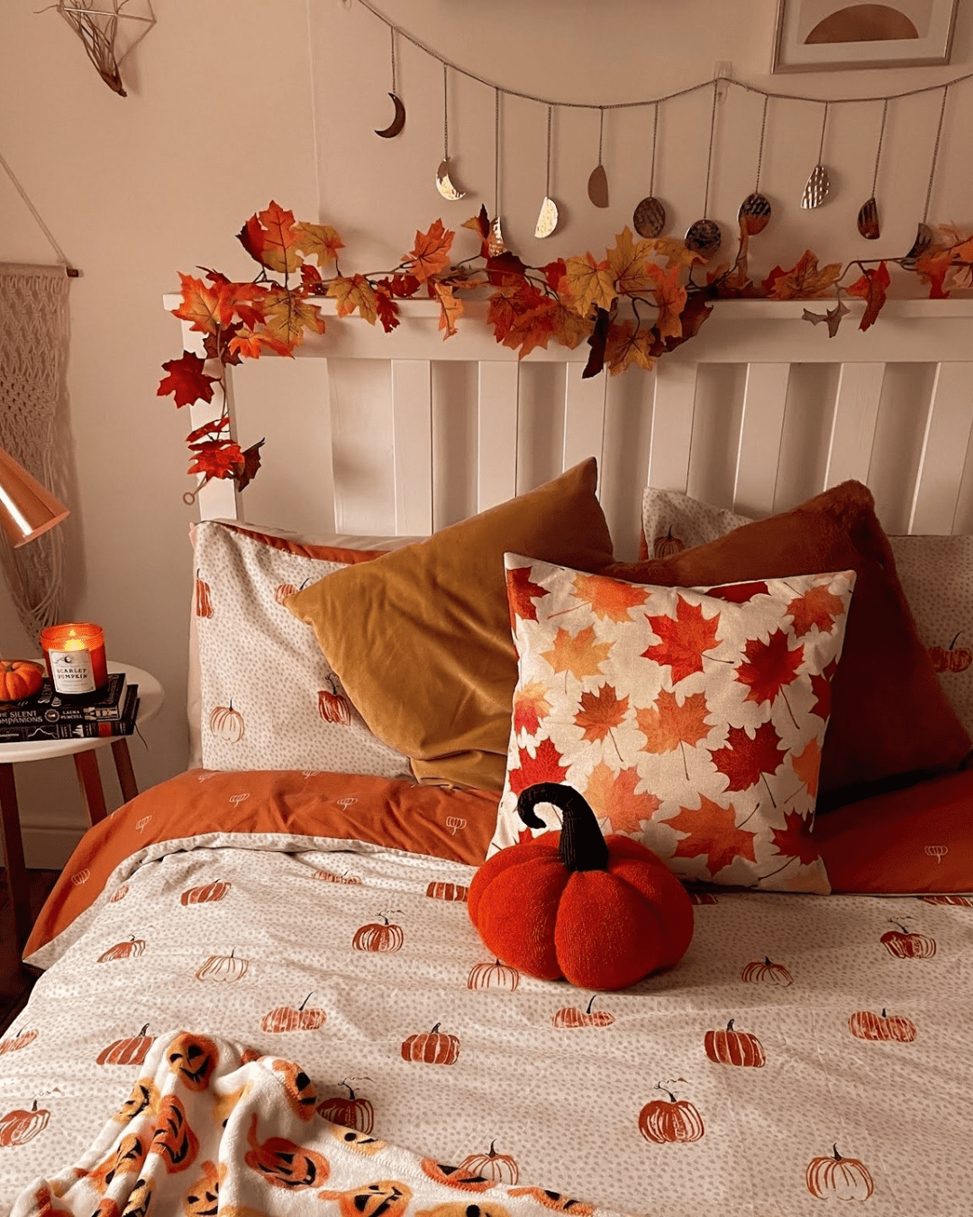 50+ Fall Bedroom Décor Ideas - Best Stuff Hub